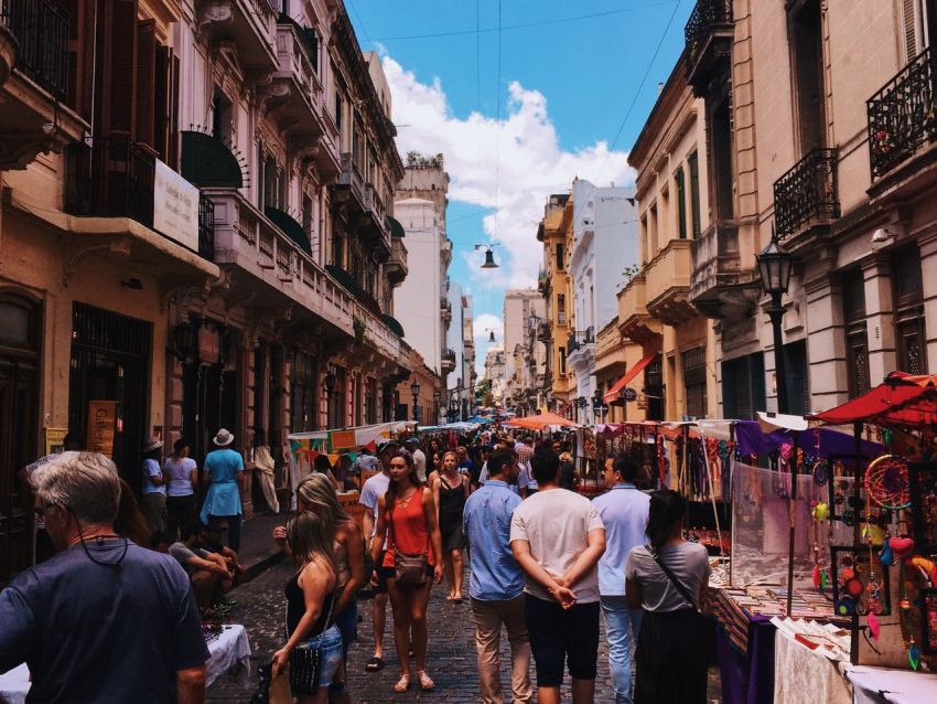 Buy Wholesale Items To Sell At Flea Markets The Best Places Items buy-wholesale-items-to-sell-at-flea-markets-the-best-places-items