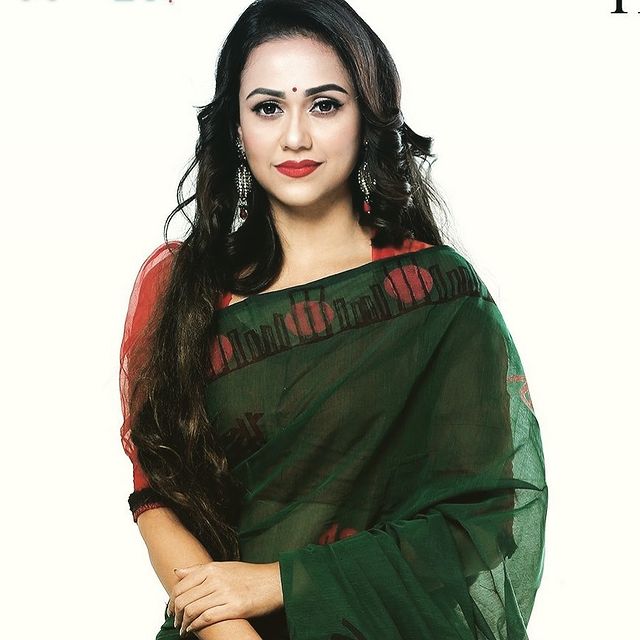 Top 10 Most Prettiest & Famous Actresses of Bangladesh